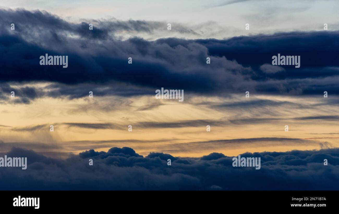 Bizarre clouds hi-res stock photography and images - Alamy