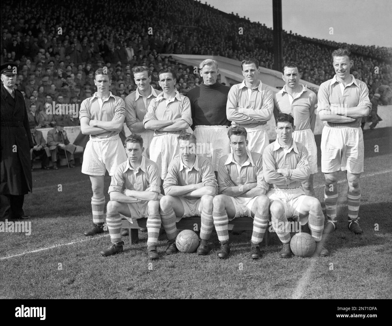 Members of the Manchester City football team pose on April 1, 1955 at ...