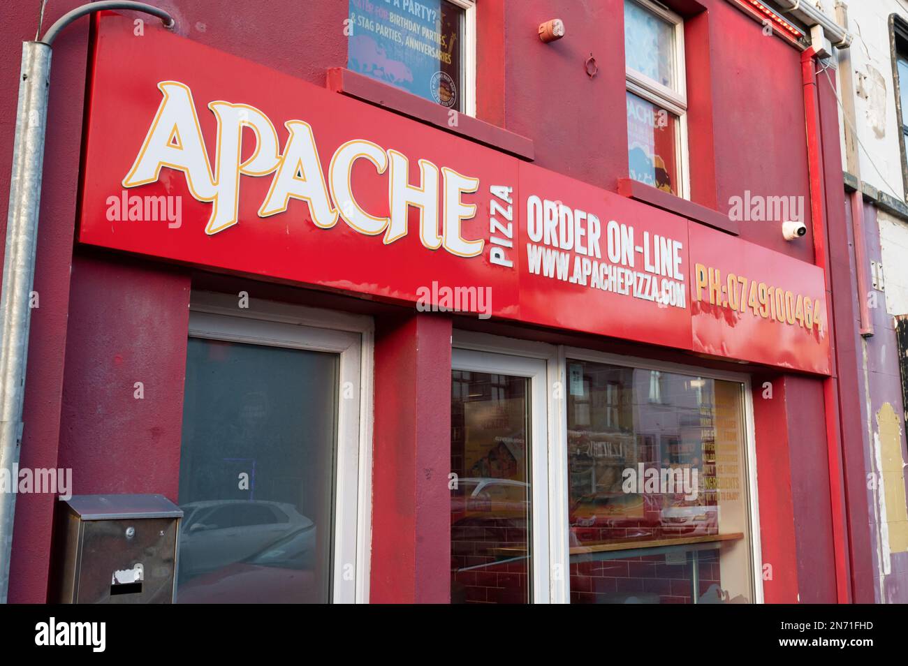 Apache pizza sign hi-res stock photography and images - Alamy