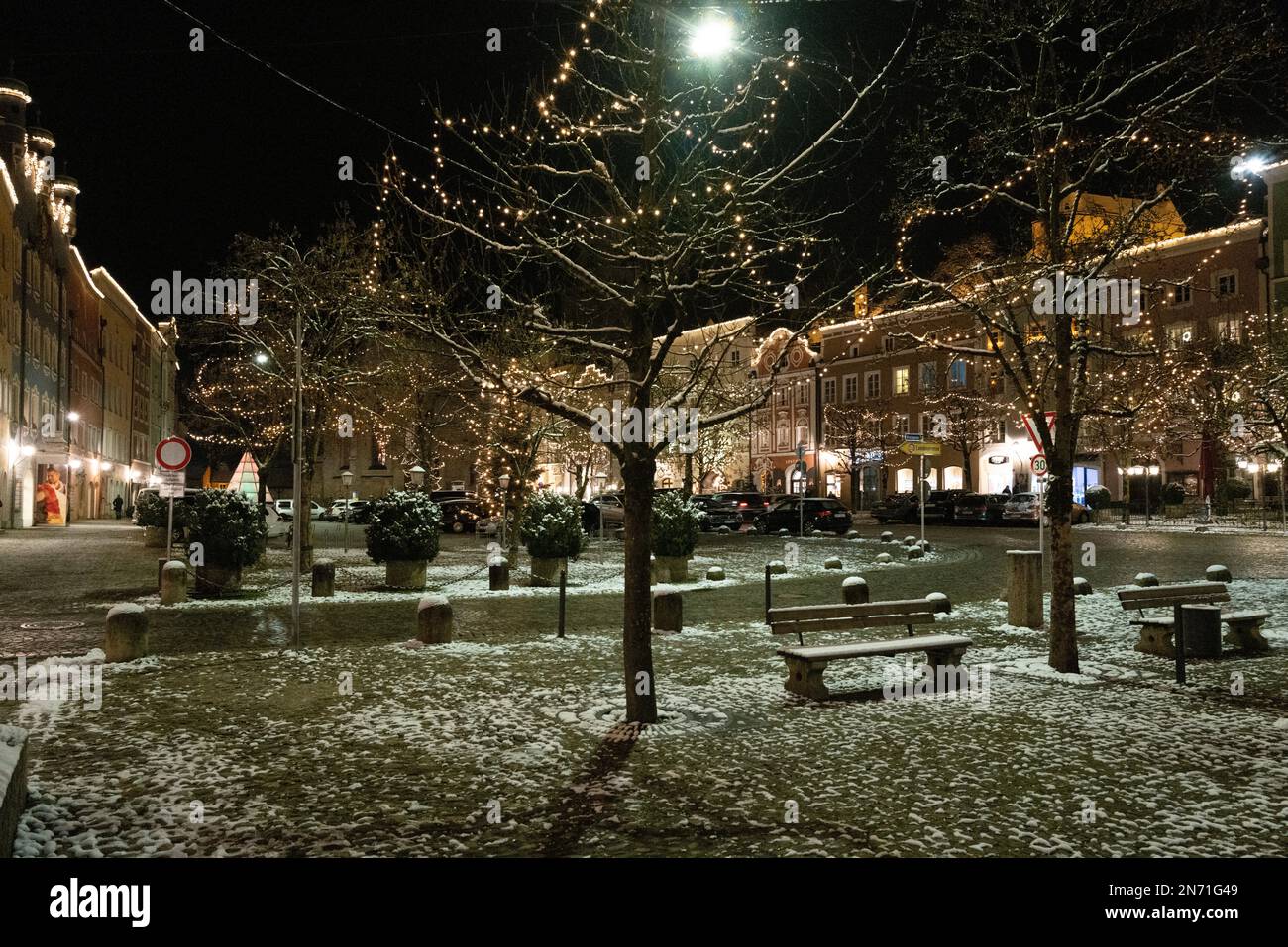 Empty town hi-res stock photography and images - Alamy