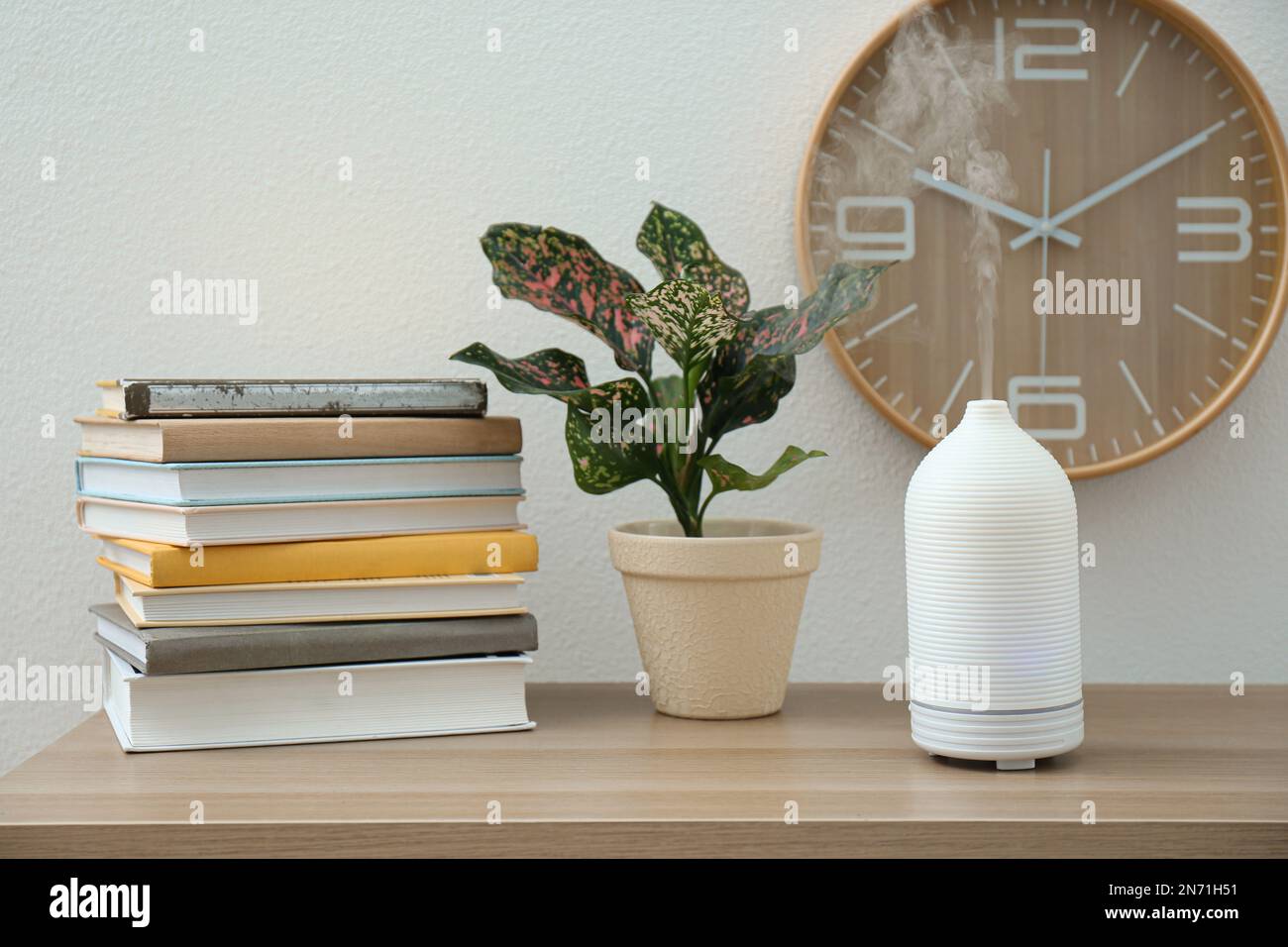 Electronic diffuser hi-res stock photography and images - Alamy