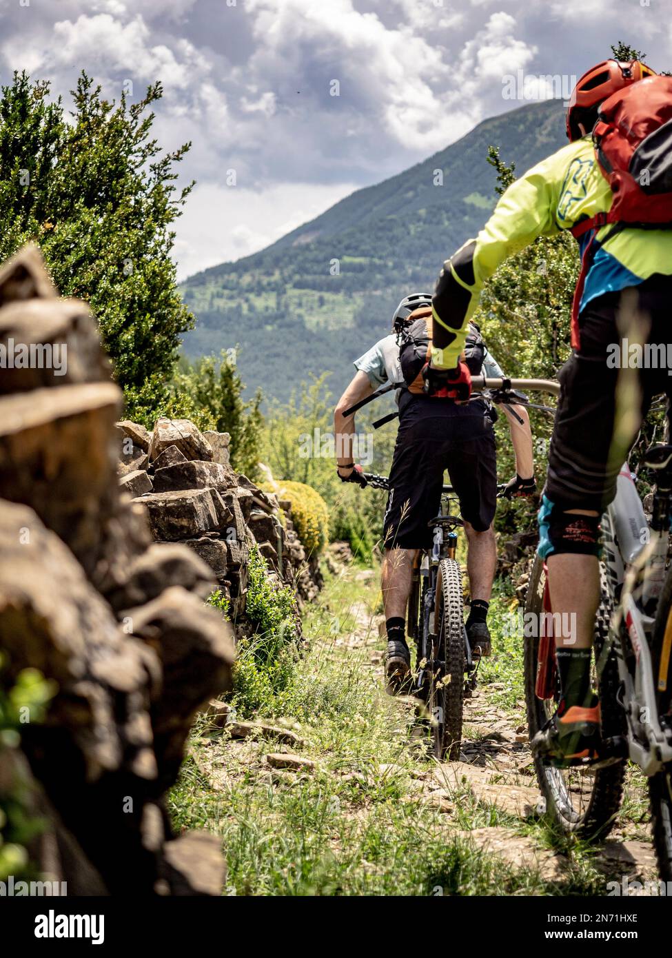 Single trail descent from Pelopín mountain (2, 007m). Ruins of the ...