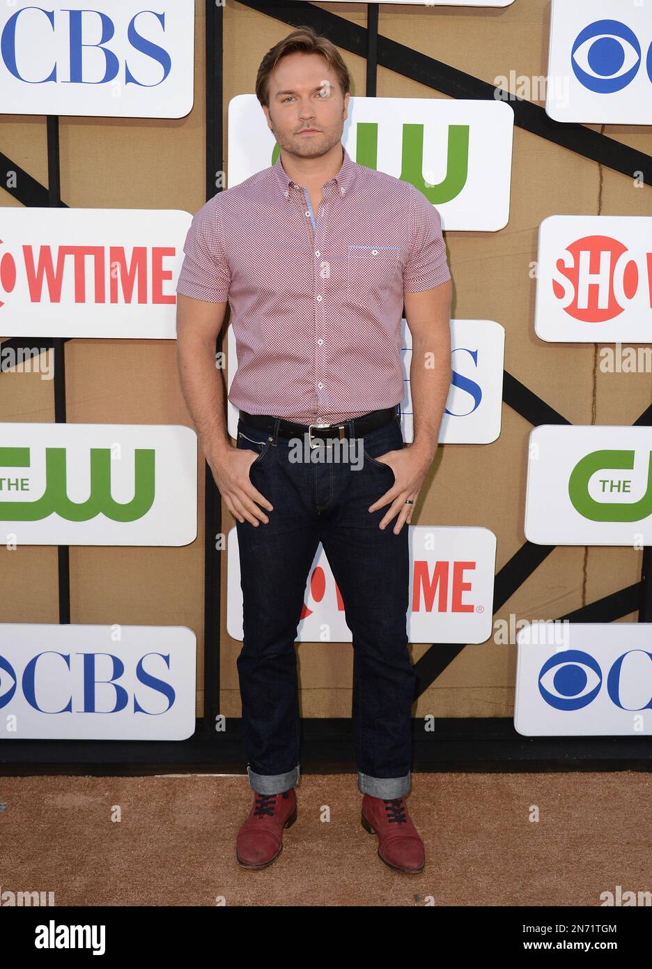 Scott Porter arrives at the CBS, CW and Showtime TCA party at The ...
