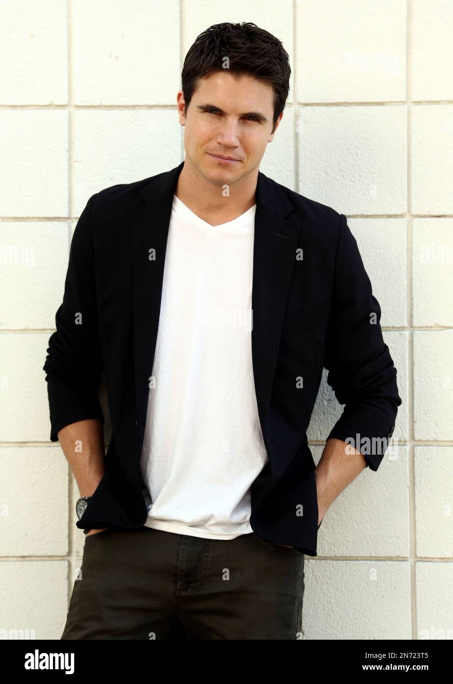 Actor Robbie Amell poses for a portrait at the Beverly Hilton Hotel on ...