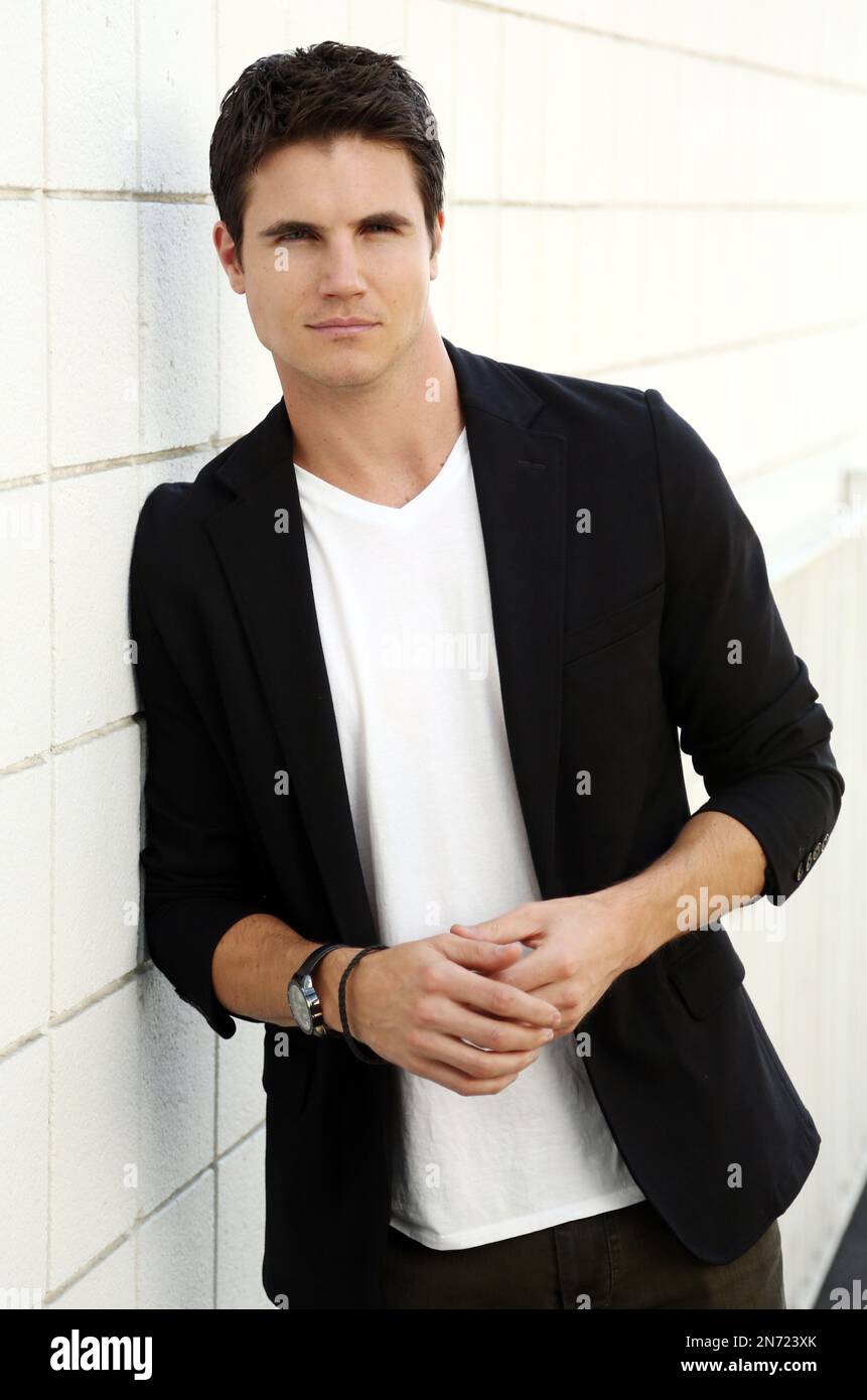 Actor Robbie Amell poses for a portrait at the Beverly Hilton Hotel on ...