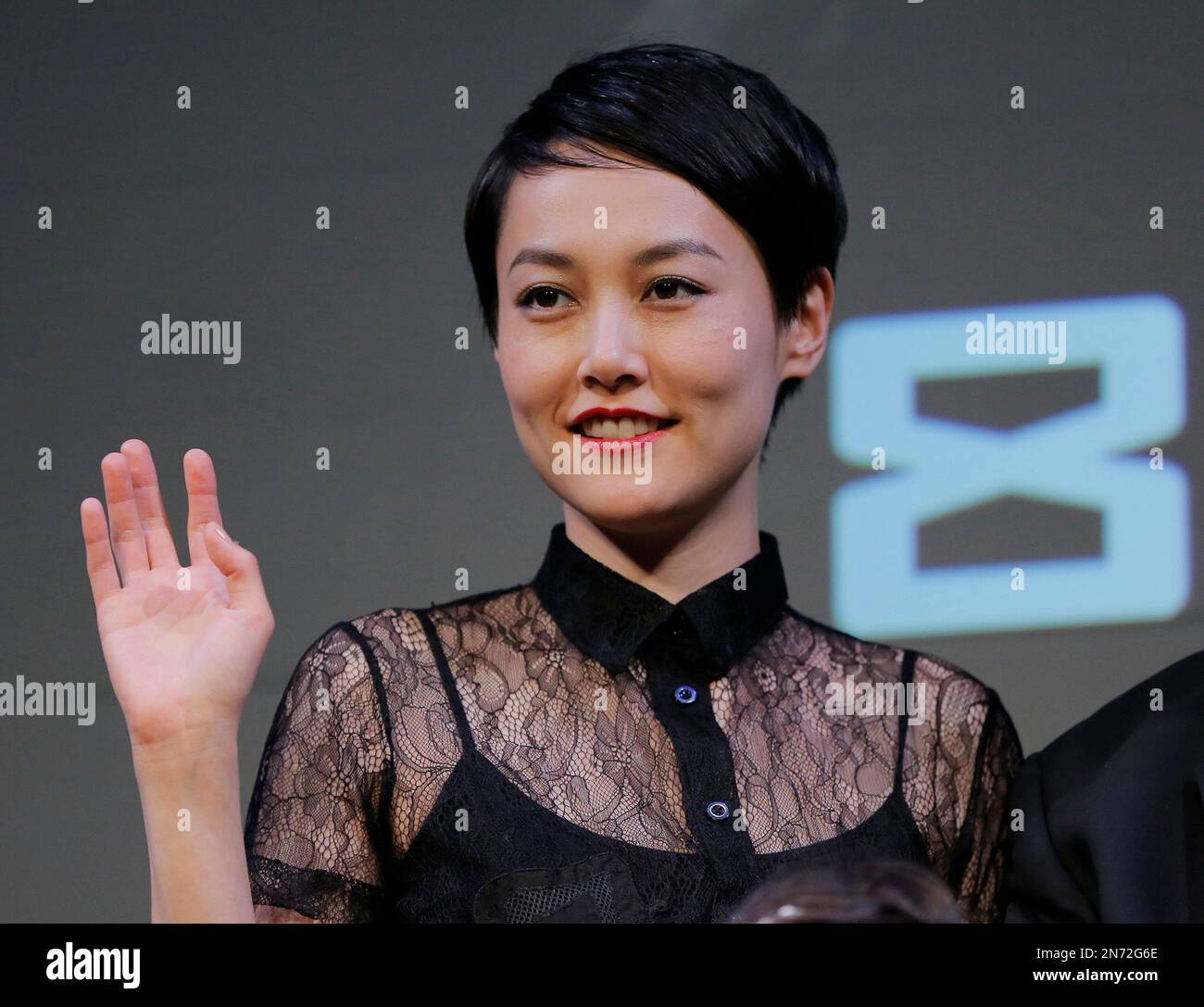 Rinko Kikuchi Pacifico Rim Official Trailer PACIFIC RIM (2013, Idris