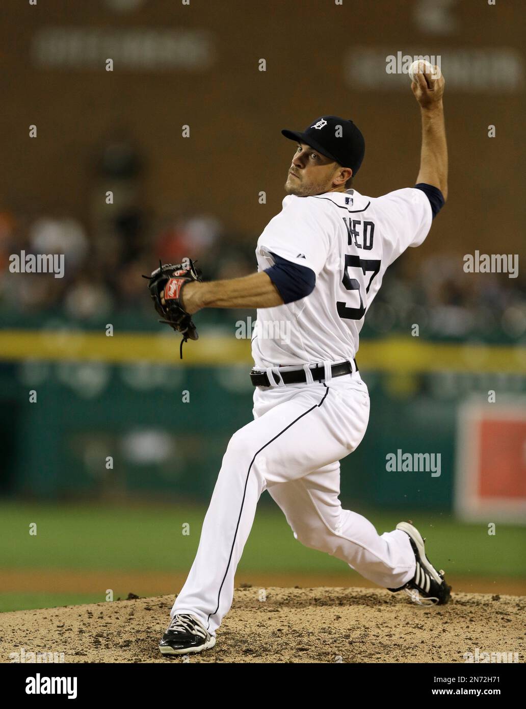 Detroit Tigers relief pitcher Evan Reed throws during the ninth inning ...