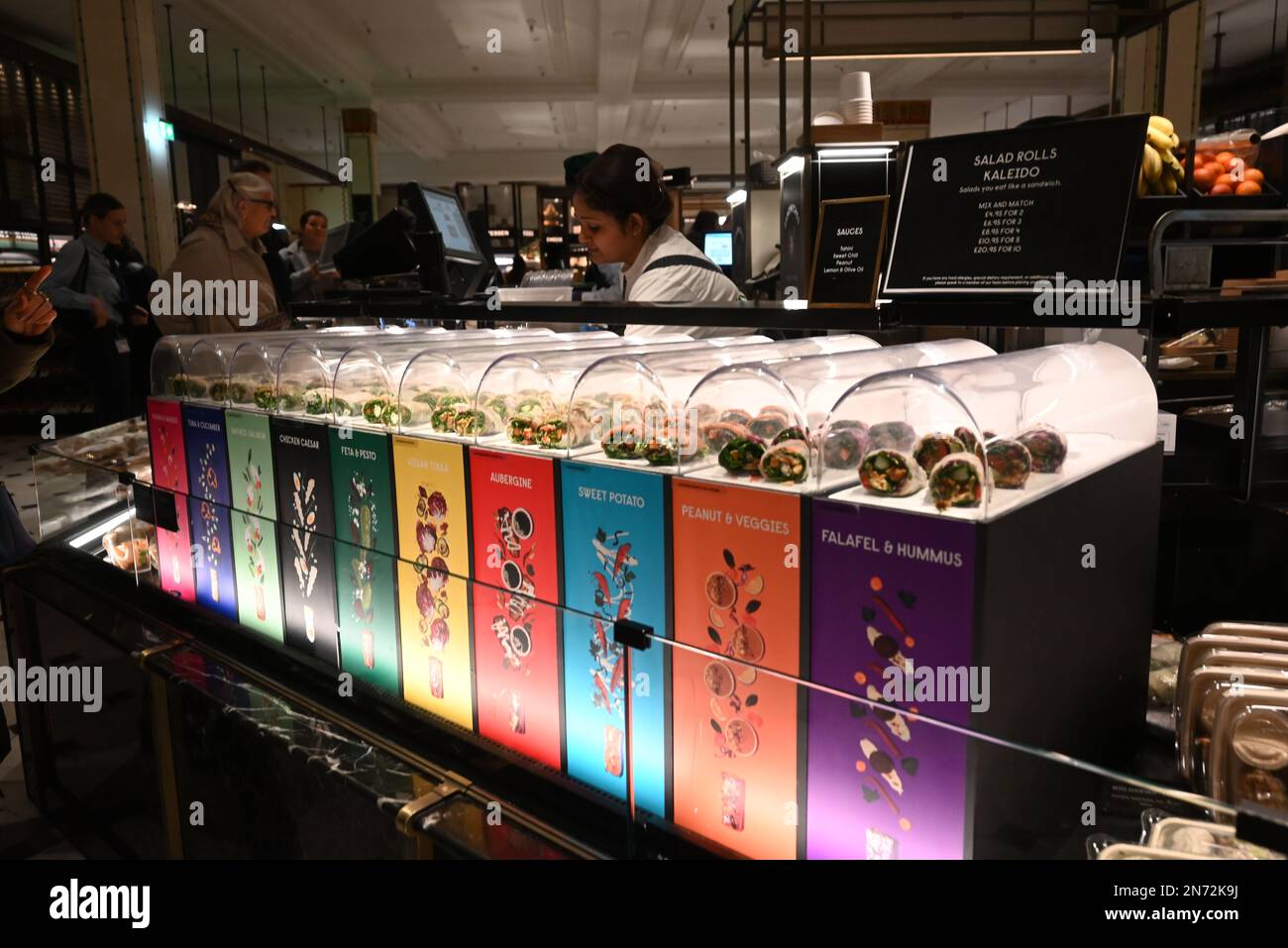 Harrods fresh market hall hi-res stock photography and images - Alamy