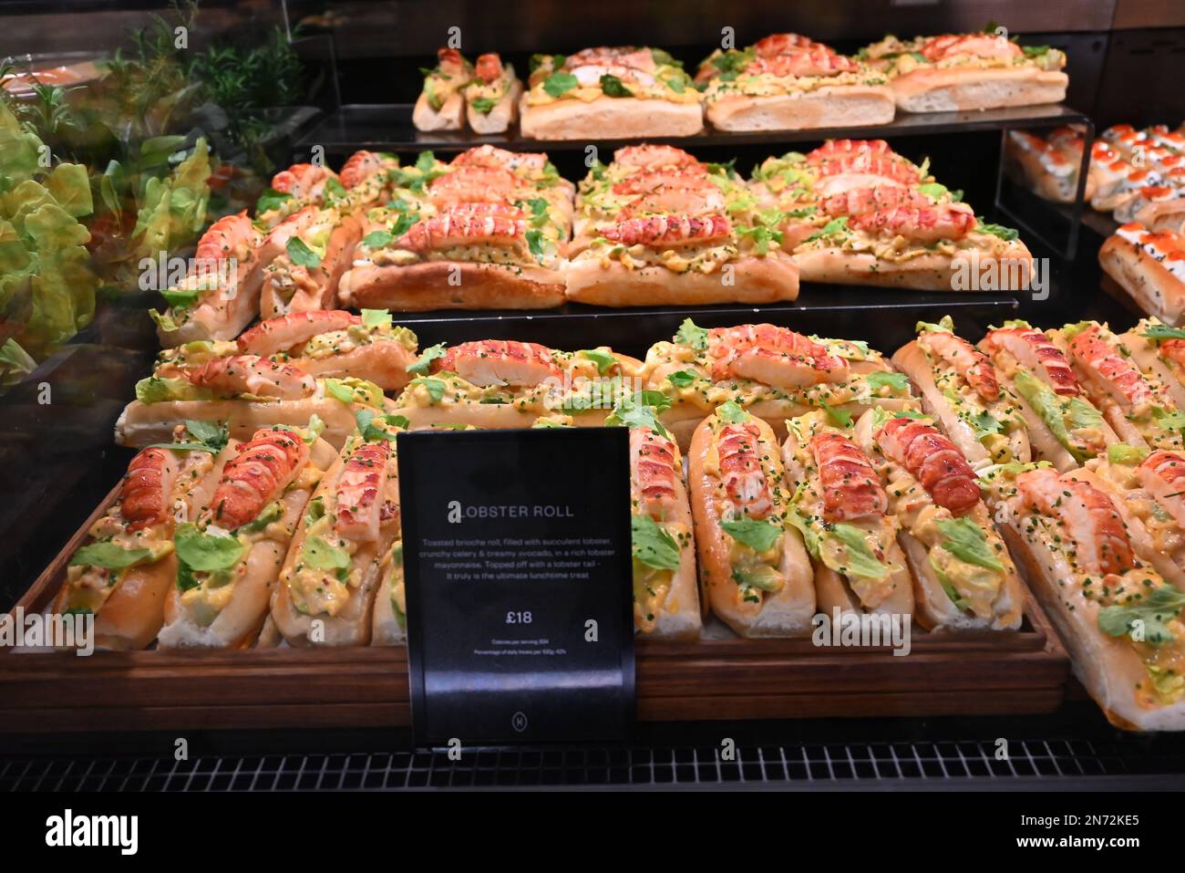 Harrods fresh market hall hi-res stock photography and images - Alamy