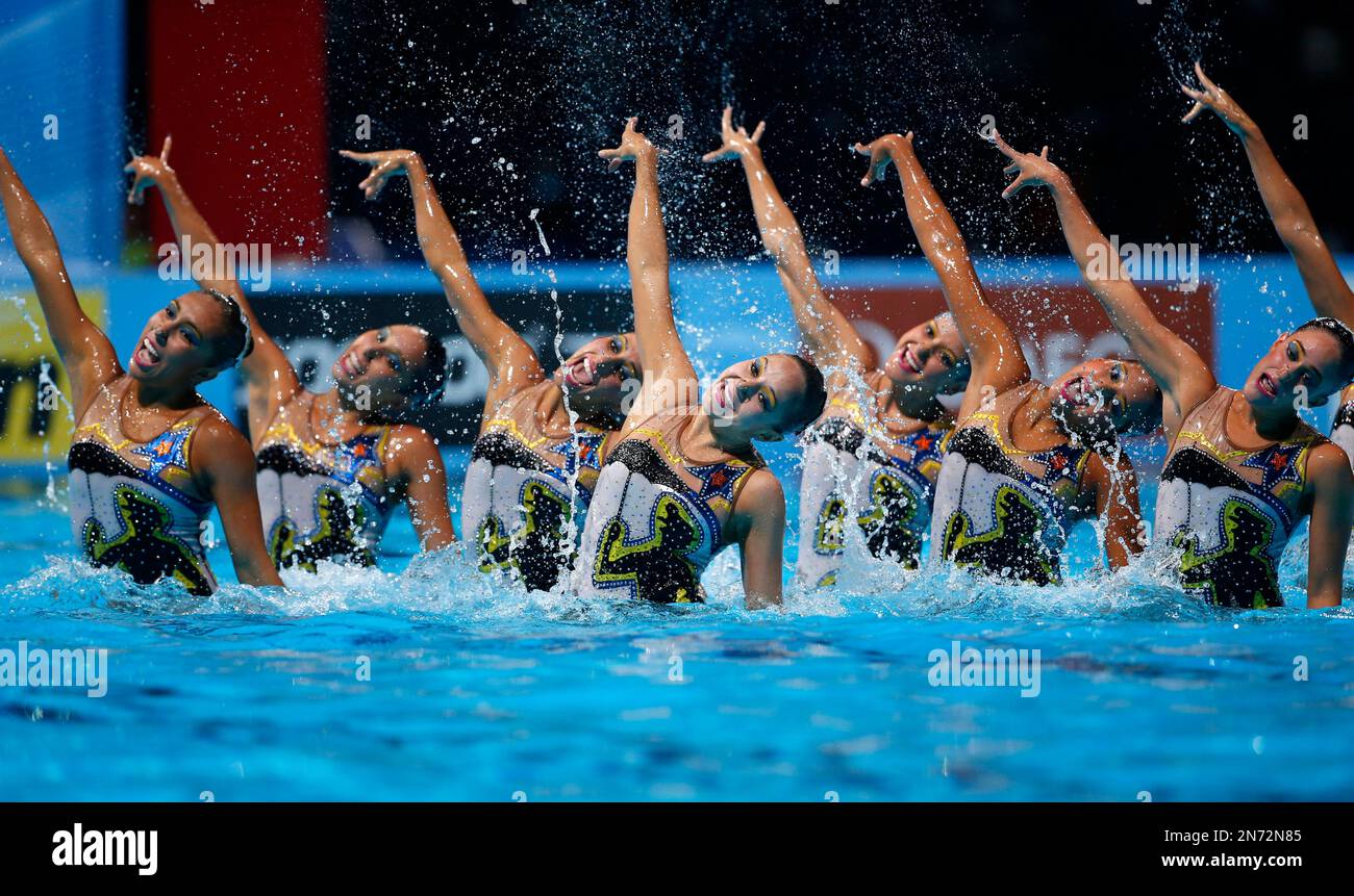 Mexico perform their routine during the synchronized swimming free ...