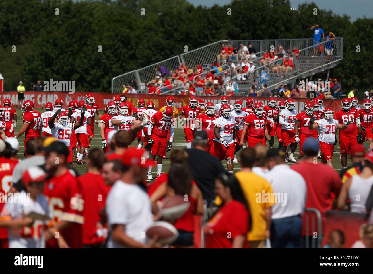 Kansas City Chiefs practice in front of a big crowd during NFL football ...
