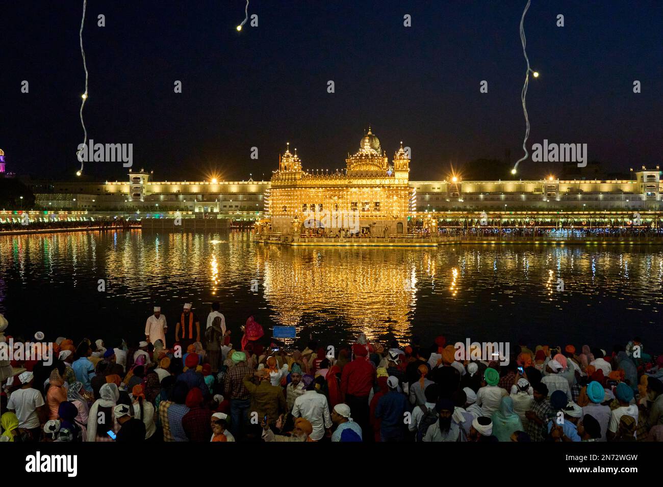 Golden celebrations hi-res stock photography and images - Alamy