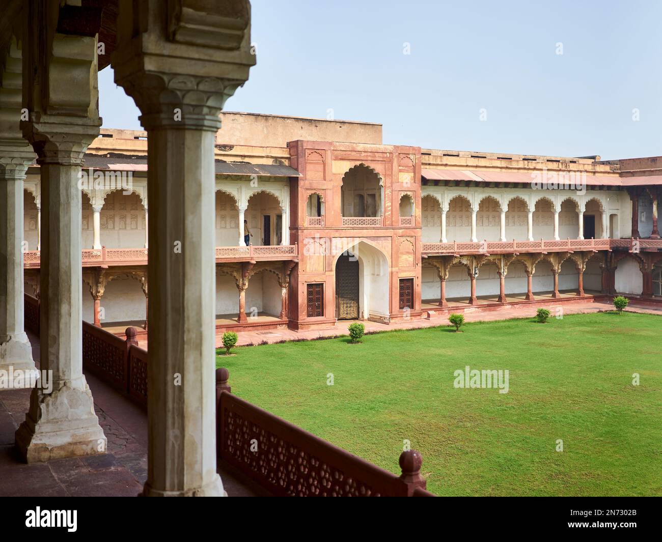 Gateway agra fort hi-res stock photography and images - Alamy