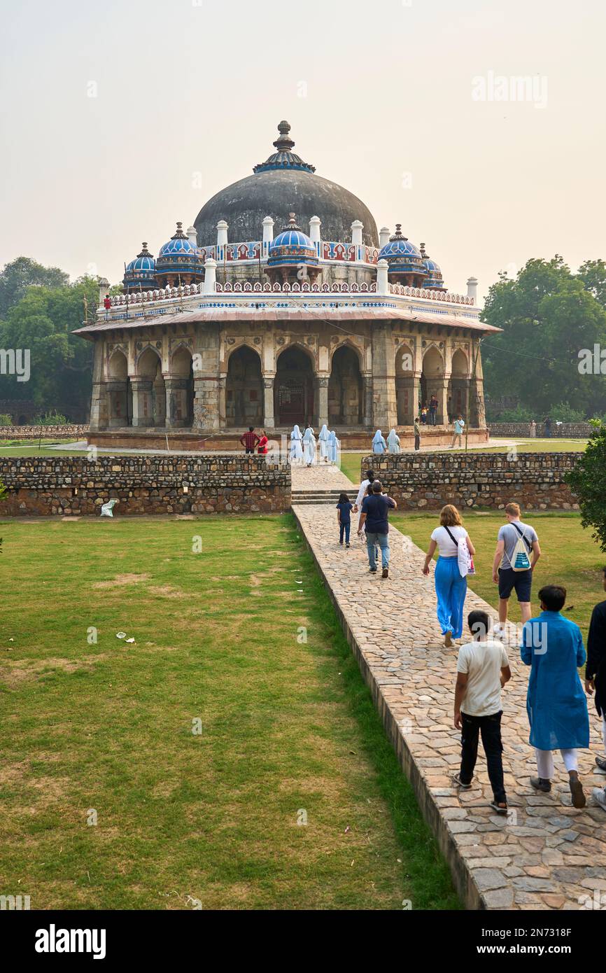 Tomb of Isa Khan Delhi Stock Photo - Alamy