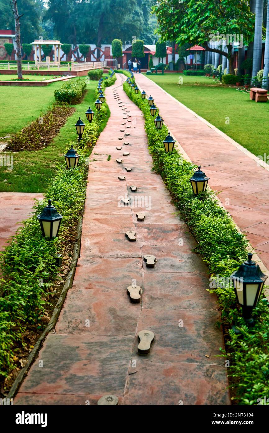 Gandhi's last walk at Birla House Delhi Stock Photo - Alamy