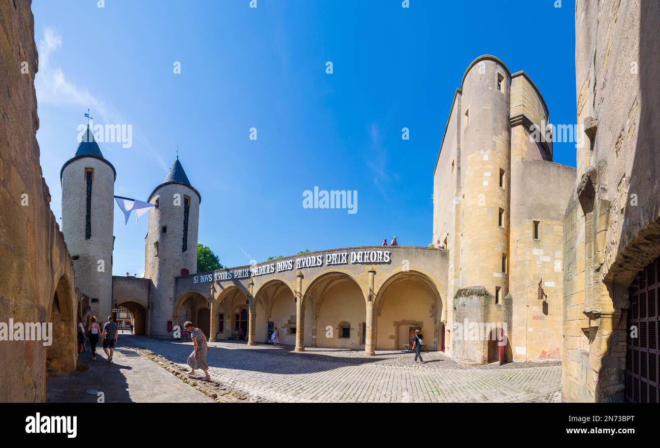 Metz, city gate Germans' Gate (Porte des Allemands) of city wall in ...