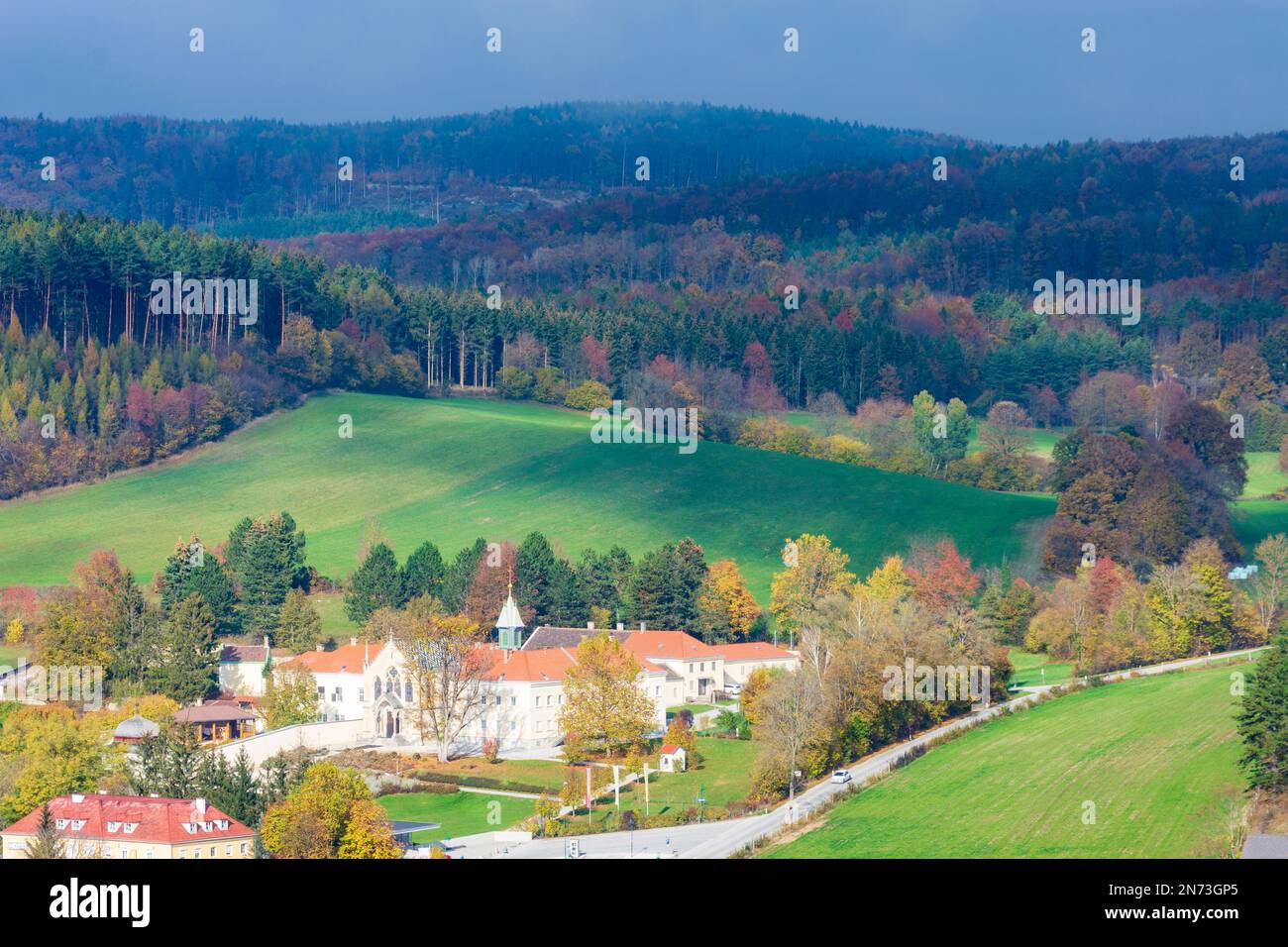 Schloss mayerling castle in wienerwald vienna woods hi-res stock ...