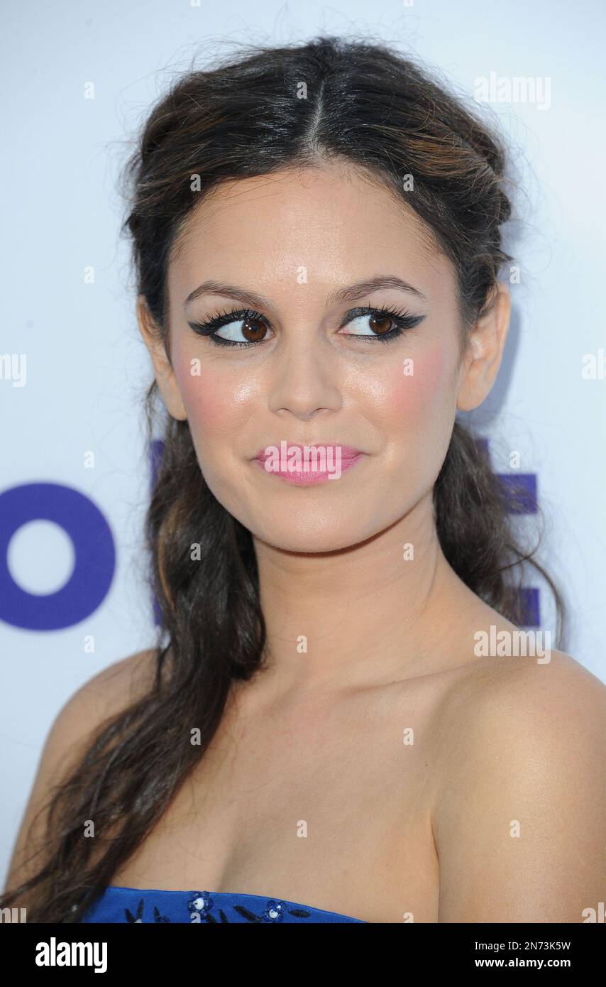 Rachel Bilson arrives at the Los Angeles premiere of "The To Do List ...