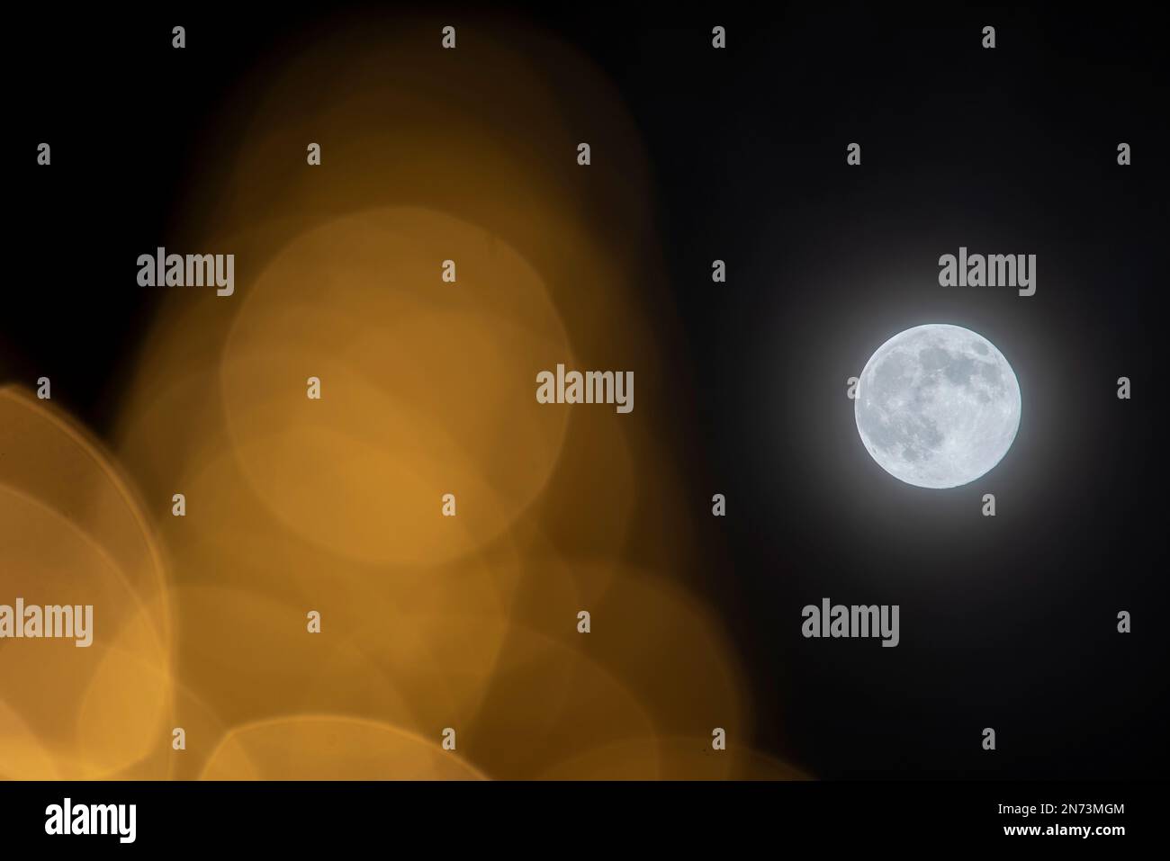 First full moon of the year hi-res stock photography and images - Alamy