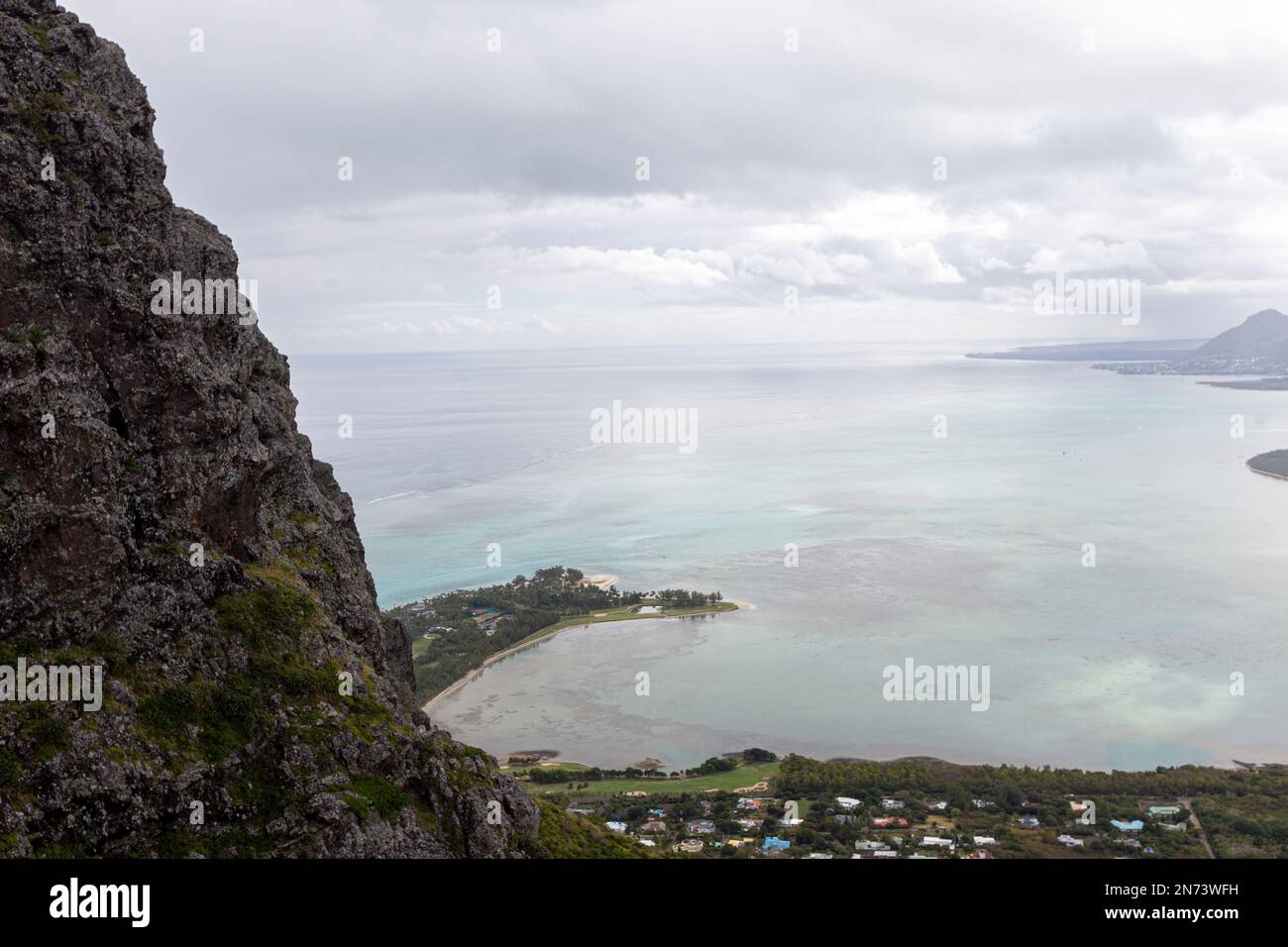 The view from mauritius famous mountain le morne brabant mountain hi ...
