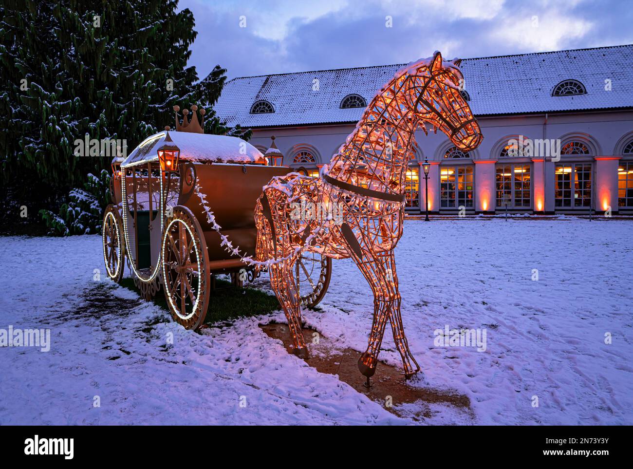 Northern lights excursion hi-res stock photography and images - Alamy