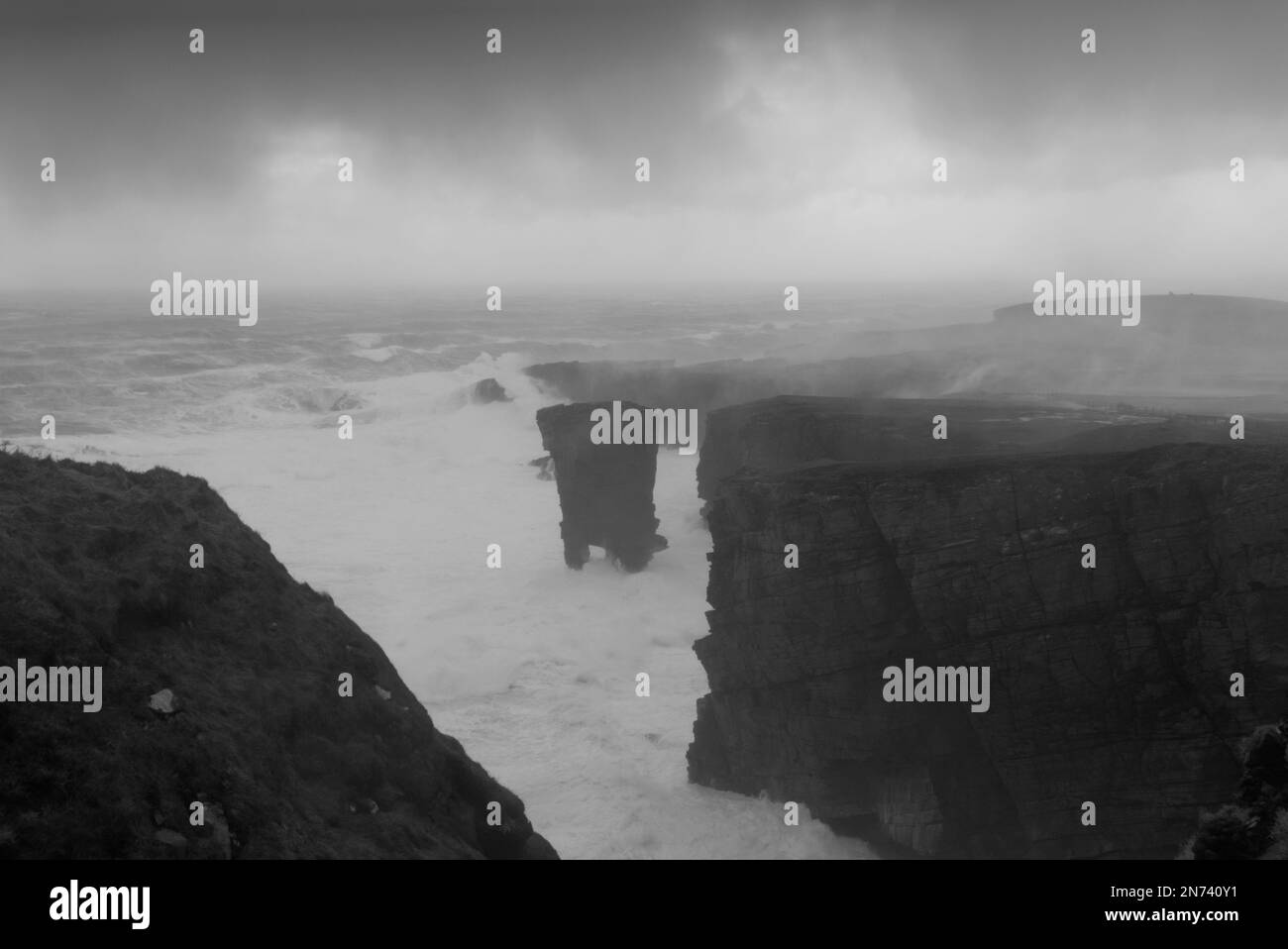 Islands scotland winter Black and White Stock Photos & Images - Alamy