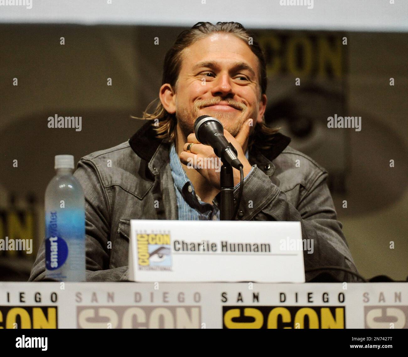 Actor Charlie Hunnam attends the FX "Sons Of Anarchy" panel on Day 5 of ...