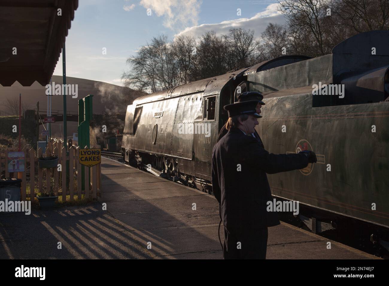Battle of Britain Class Locomotive 34070 Manston waits to leave Norden ...