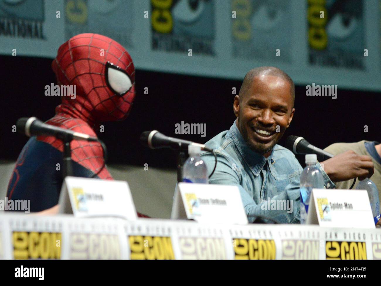 Spider Man Left And Jamie Foxx Attend The The Amazing Spider Man 2 Panel On Day 3 Of Comic