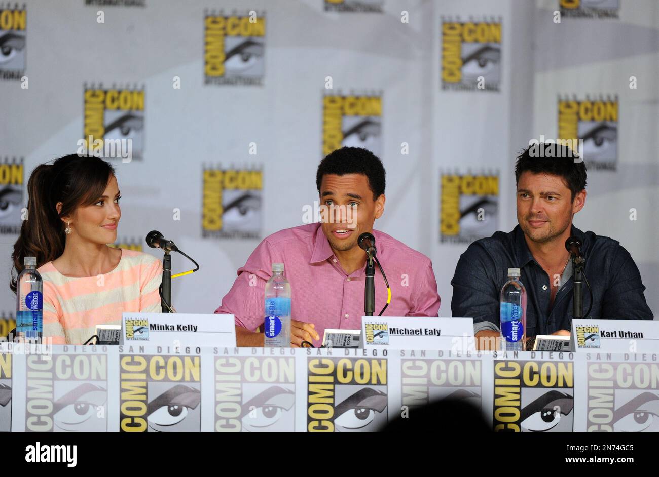 Minka Kelly And Karl Urban