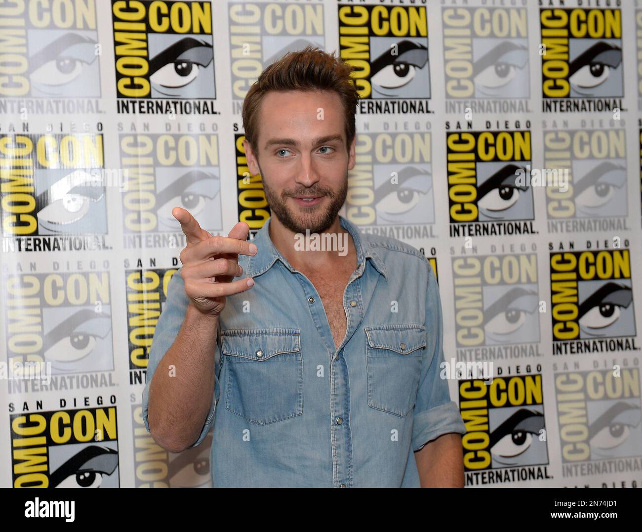 Actor Tom Mison attends the FOX "Sleepy Hollow" press room on Day 3 of ...