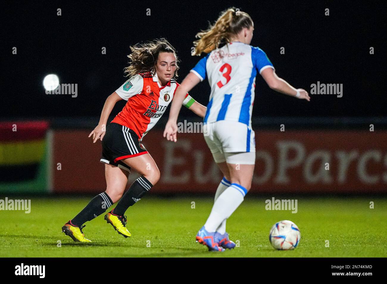 Rotterdam - Annouk Boshuizen of Feyenoord V1, Fenna Meijer of ...