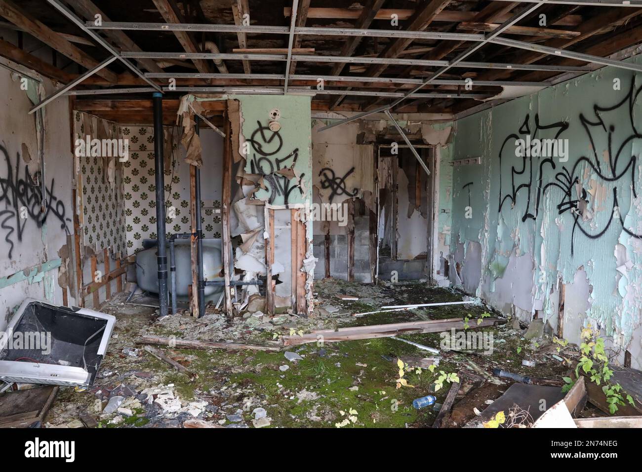 November 12 2022, Long Branch Motel off Hwy 69 in Northern Ontario ...
