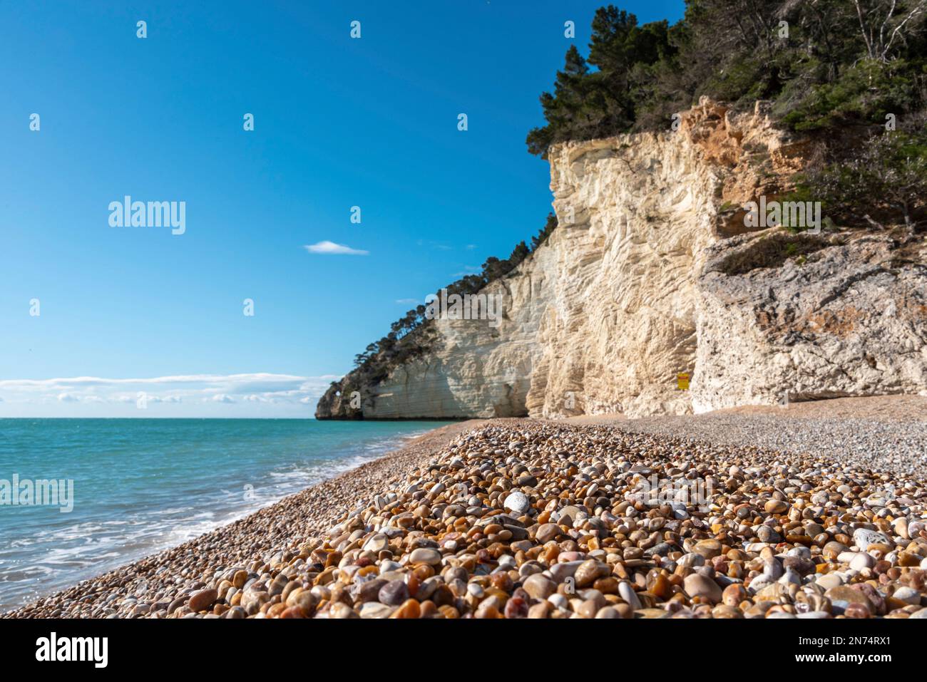 Remote abandoned beach Spiaggia di Vignanotica in the Gargano Peninsula ...