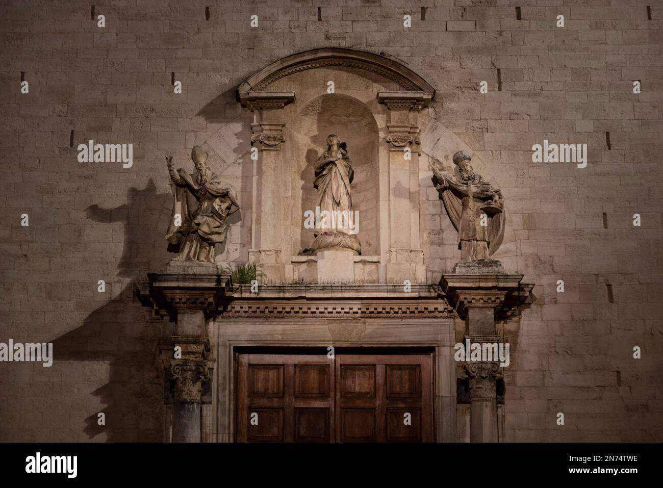 Bari cathedral san sabino hi-res stock photography and images - Alamy