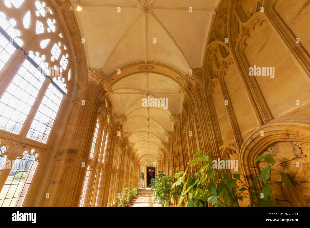 Ford abbey gardens hi-res stock photography and images - Alamy