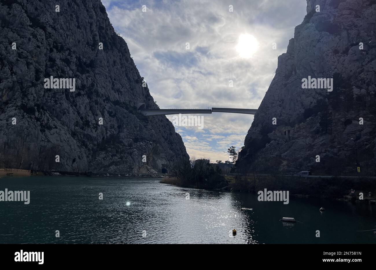 Photo taken on February 10, 2023 shows the final phase of connecting ...
