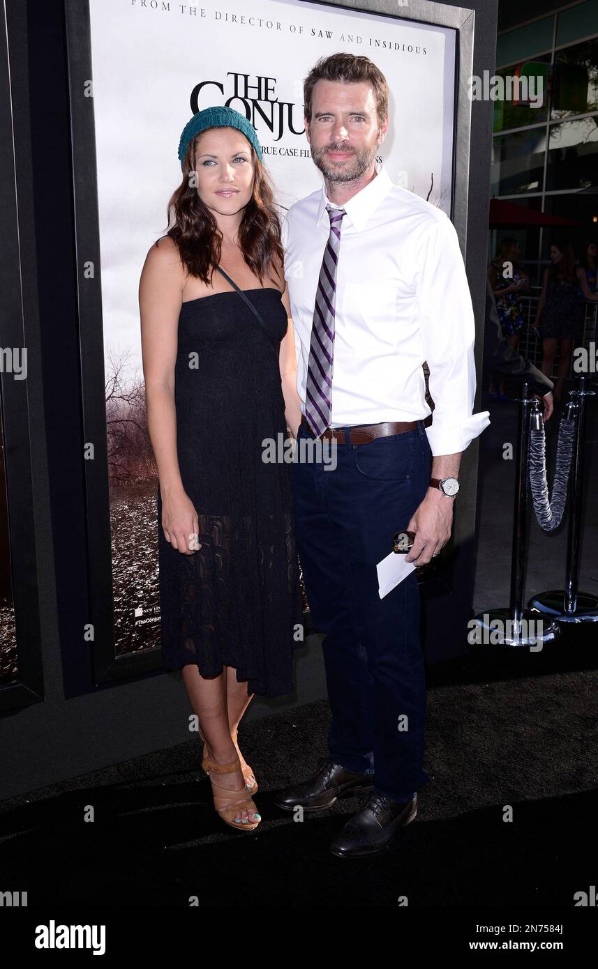 Actor Scott Foley, and his wife Marika Dominczyk arrive at the LA ...