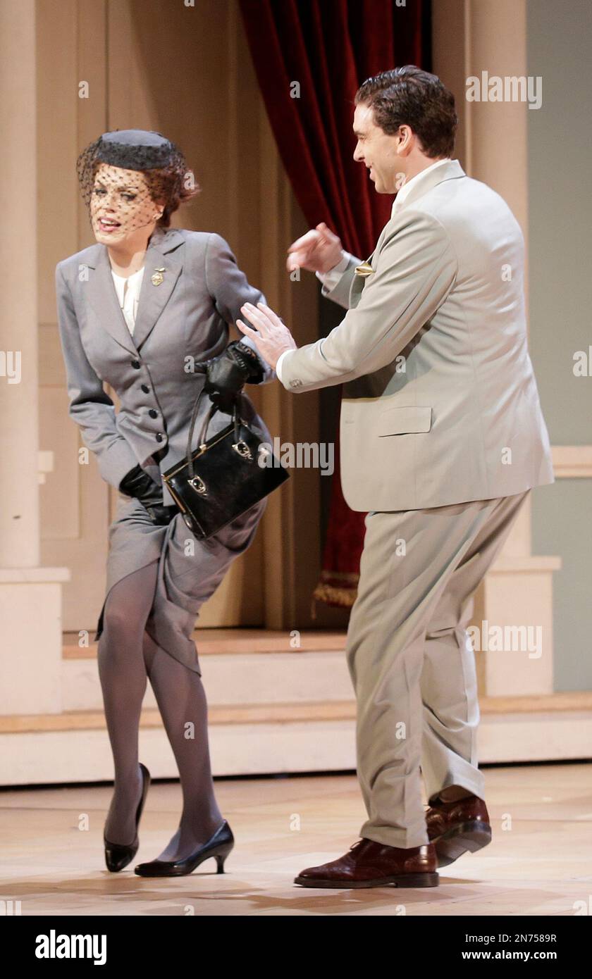 Soprano singer Rachelle Durkin and baritone Samuel Dundas perform ...