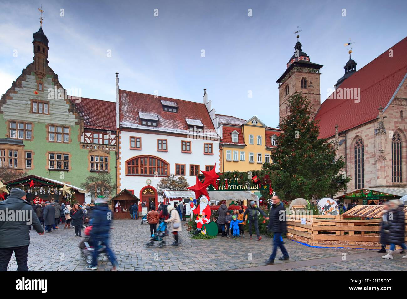 Christmas market, town hall, Georgskirche, blue hour, advent ...