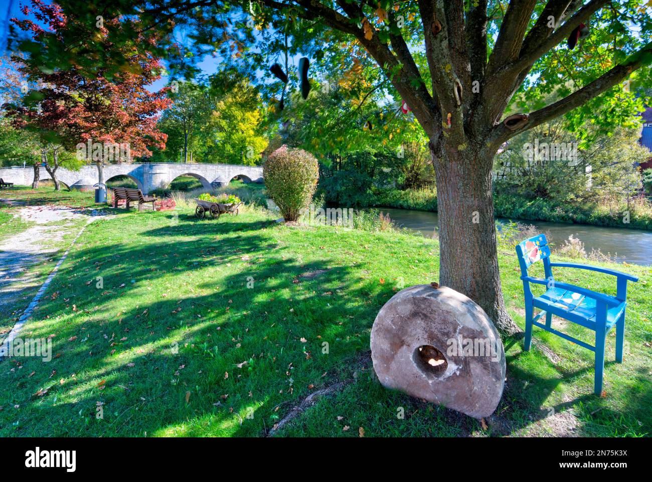 Werra stone arch bridge, arch bridge, river Werra, autumn, Belrieth ...