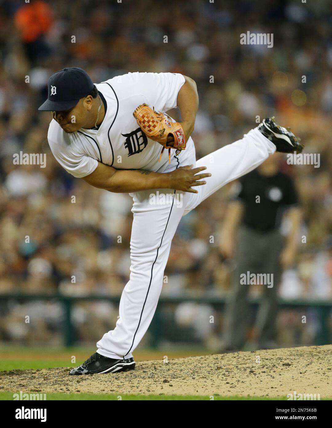 Detroit Tigers relief pitcher Bruce Rondon throws during the seventh ...