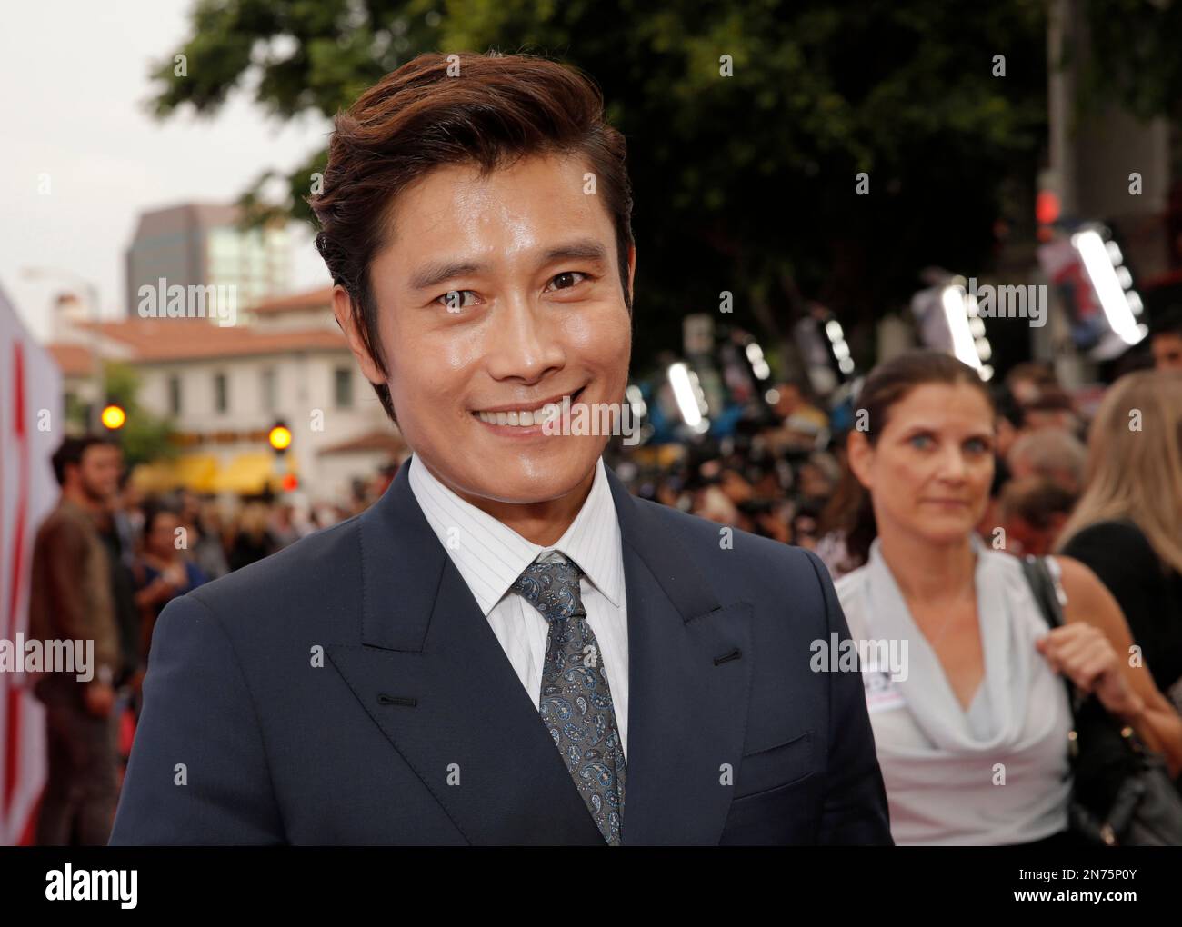 Byung-hun Lee arrives on the red carpet at the LA premiere of "Red 2 ...