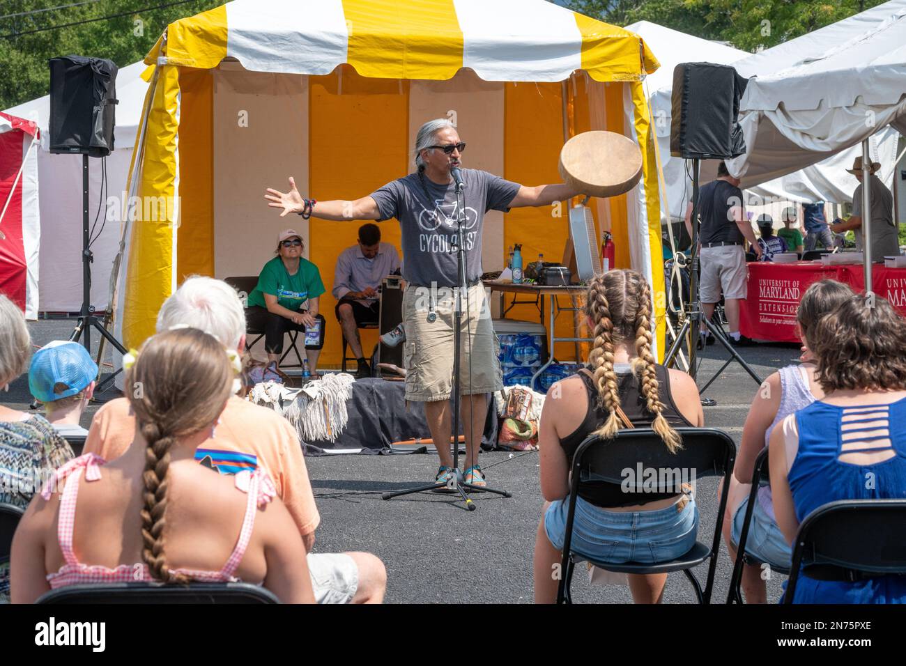 Guuy hi-res stock photography and images - Alamy