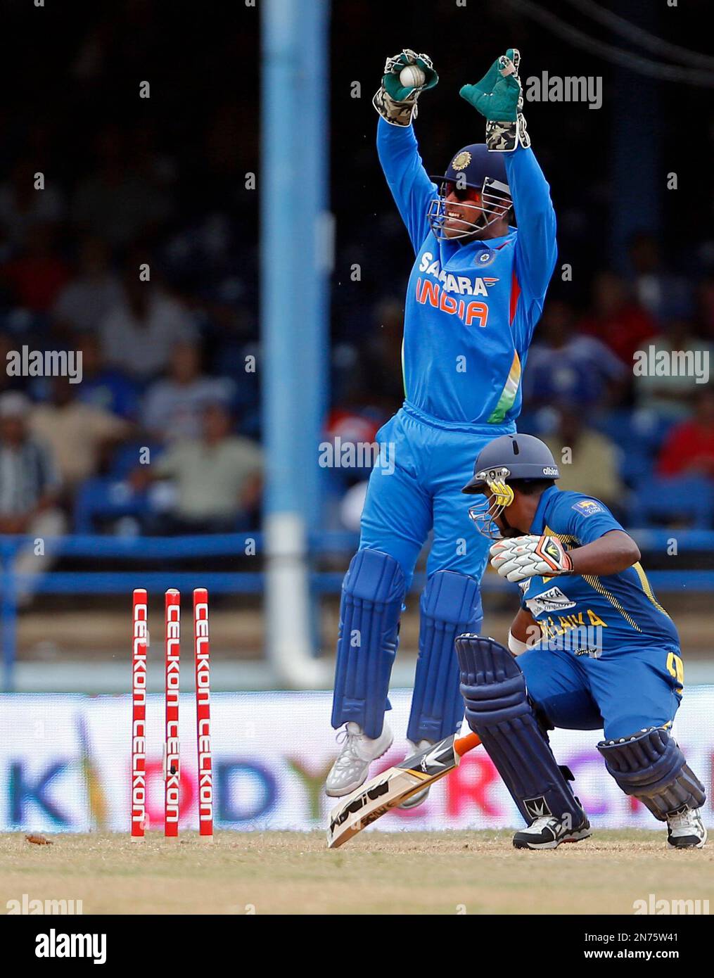Dhoni Helicopter Shot In World Cup Final