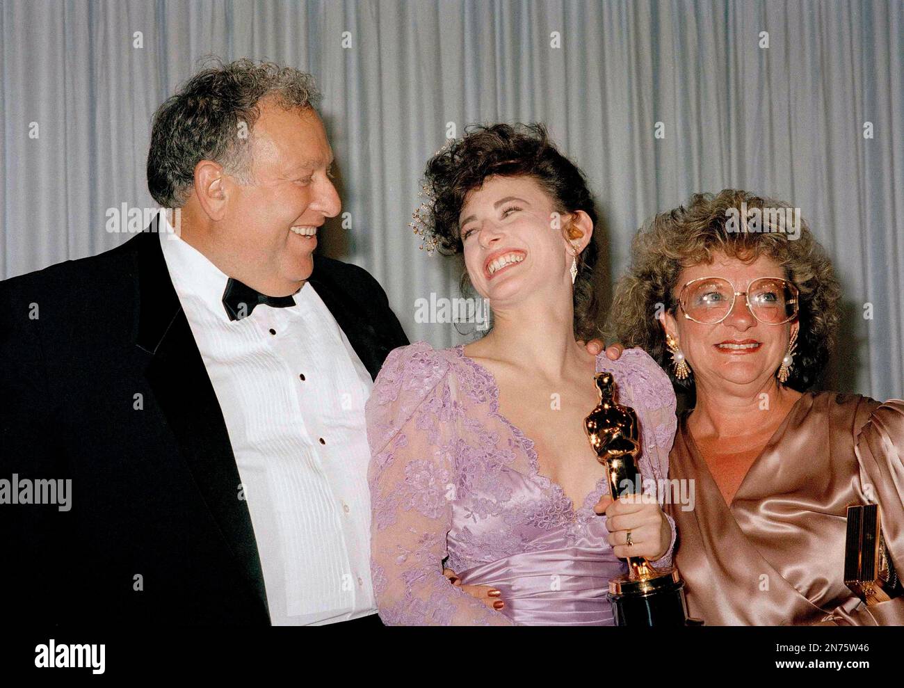 Actress Marlee Matlin shares the joy of her best actress Oscar with her ...