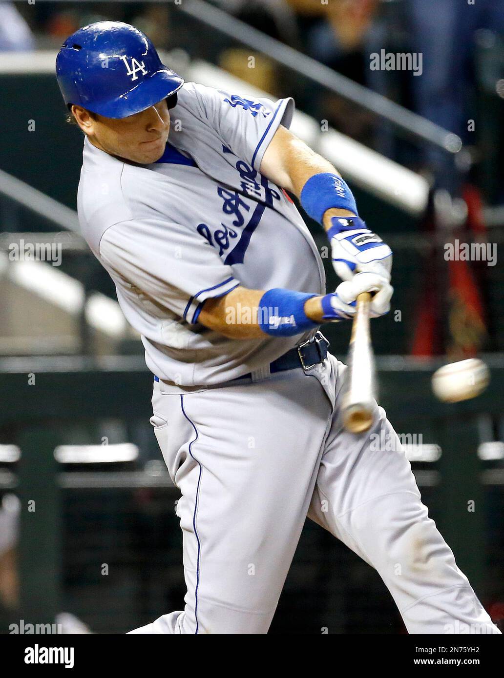 Los Angeles Dodgers' Mark Ellis connects for an RBI single to tie the ...