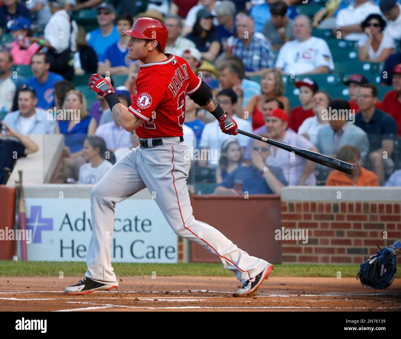 Los Angeles Angels' Josh Hamilton watches his three-run home run off ...