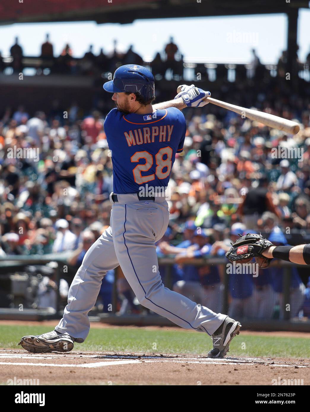 New York Mets' Daniel Murphy hits an RBI single off San Francisco ...