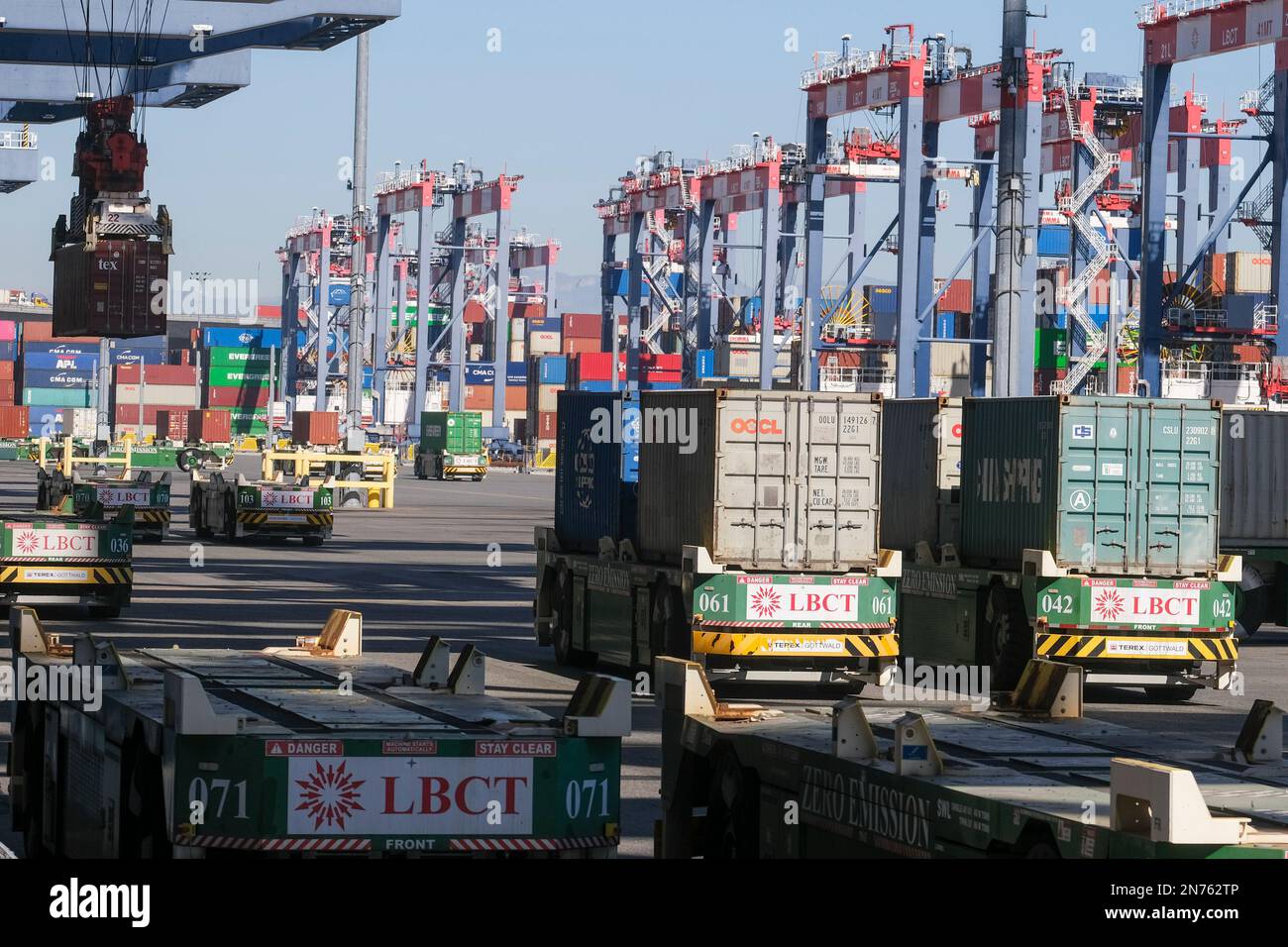 Los Angeles, California, USA. 9th Feb, 2023. Computer-controlled cargo ...